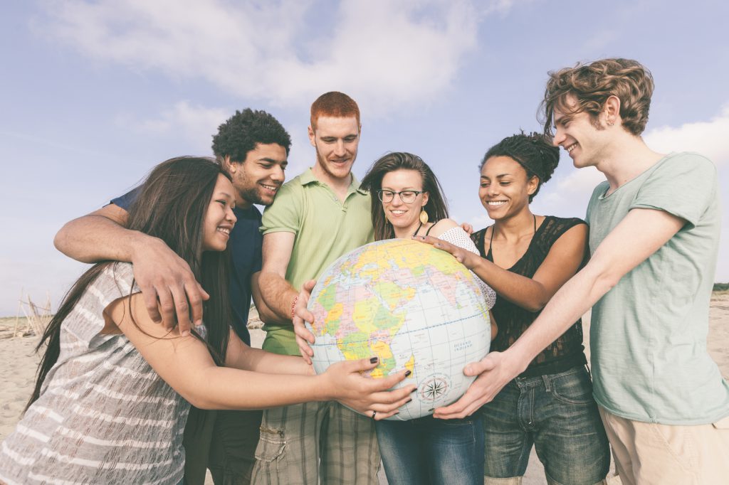 Cooperar: Quando as pessoas ajudam umas às outras, todos saem ganhando ...